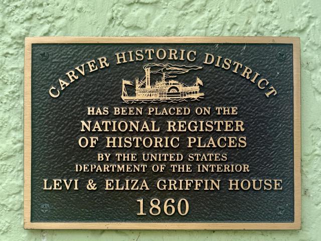 113 4th Street E