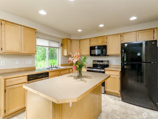 113 5th Avenue SW