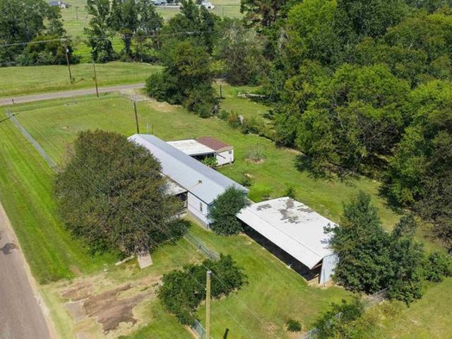 113 County Road 3032, Carthage, TX 75633