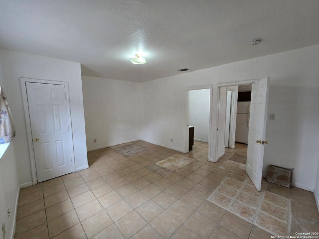 113 Cox St, San Antonio, TX 78223 | MLS #1931