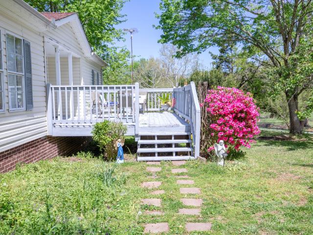 113 Cedar Ln