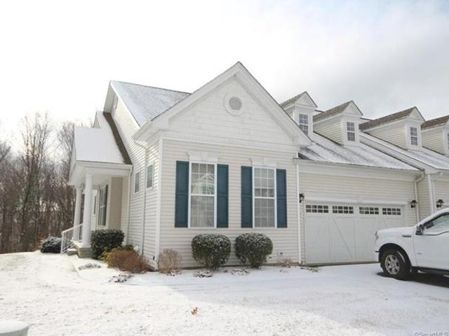 113 Cherry Cir #113, Prospect, CT 06712