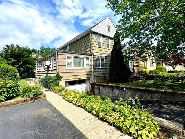 113 Clunie Ave, Yonkers, NY 10703