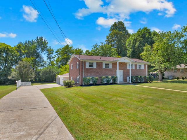 113 Cloverdale Rd