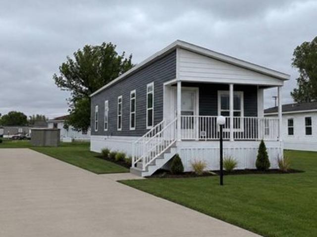 113 Crestview Dr Unit 113, Le Mars, IA 51031