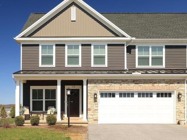 113 Aeropointe Ln, State College, PA 16803