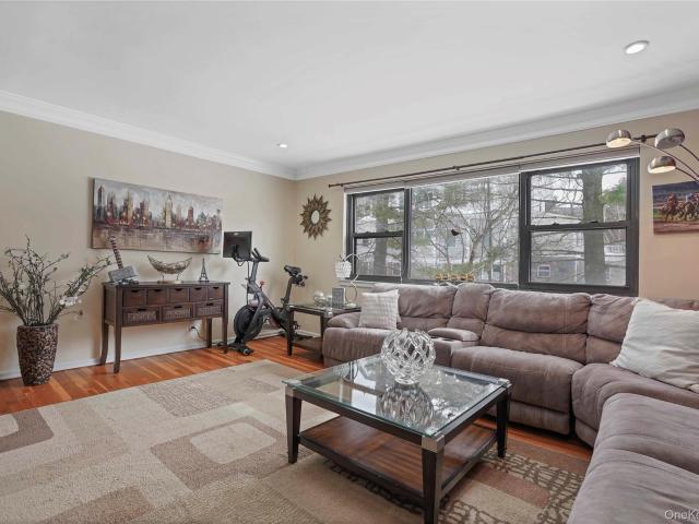 113 Beacon Hill Dr E25