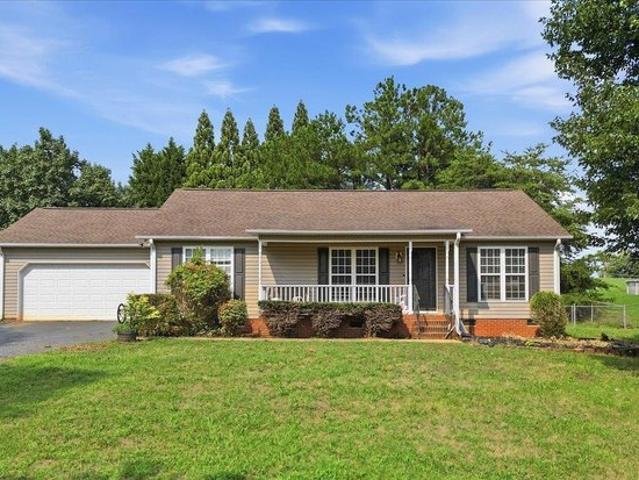 113 Beaver Creek Dr, Chesnee, SC 29323
