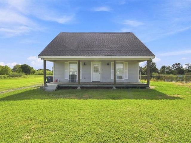 113 Belle Savane Rd, Lake Charles, LA 70607