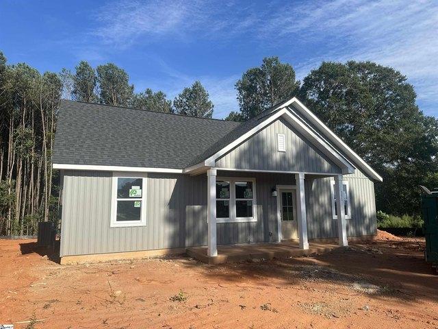 113 Big Woods Cir, Belton, SC 29627