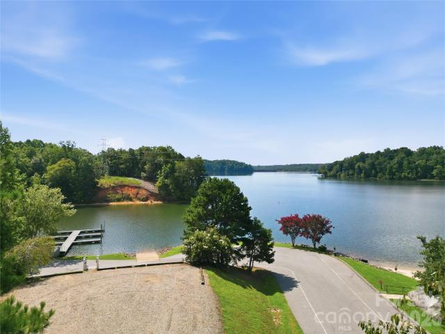 113 Gardner Point Drive