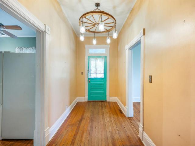 113 Garland Avenue