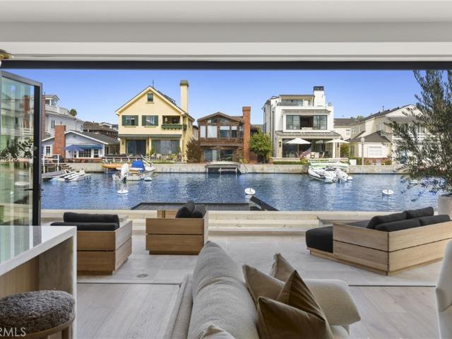 113 Grand Canal