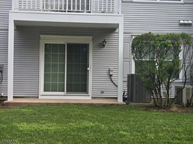 113 Gregory Ln