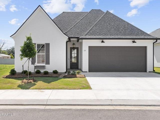 113 Greenhouse Rd, Youngsville, LA 70592