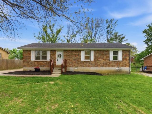 113 Dove Dr, Lawrenceburg, KY 40342