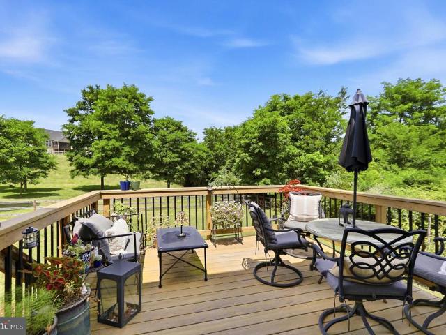 113 Divot Court