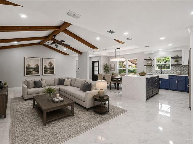 113 E Hibiscus Avenue