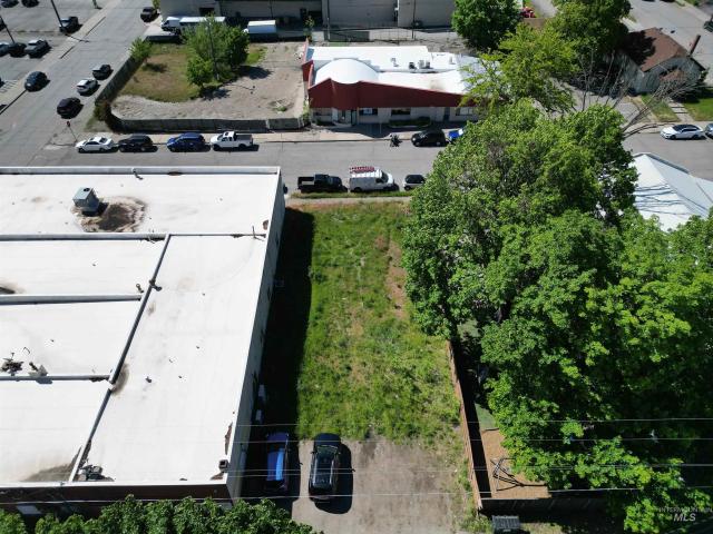 113 E Indiana Ave