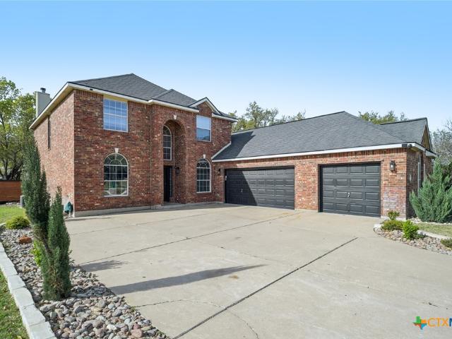 113 E Running Wolf Trail