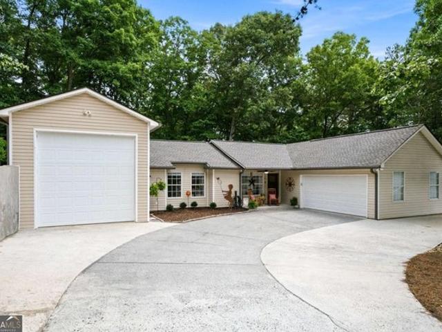 113 Eagle Heart Ct, Waleska, GA 30183