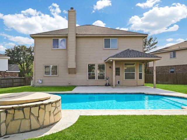 113 Earhart Ln, Cibolo, TX 78108