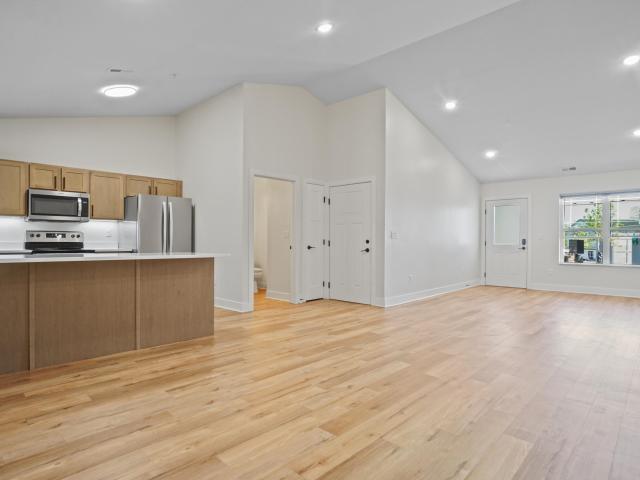 113 Eiche Dr, Unit 2