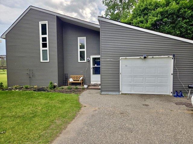 113 Four Square Dr, Mount Pleasant, MI 48858