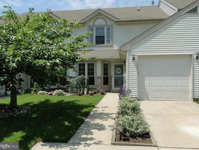 113 Fox Meadow Dr, Sicklerville, NJ 08081