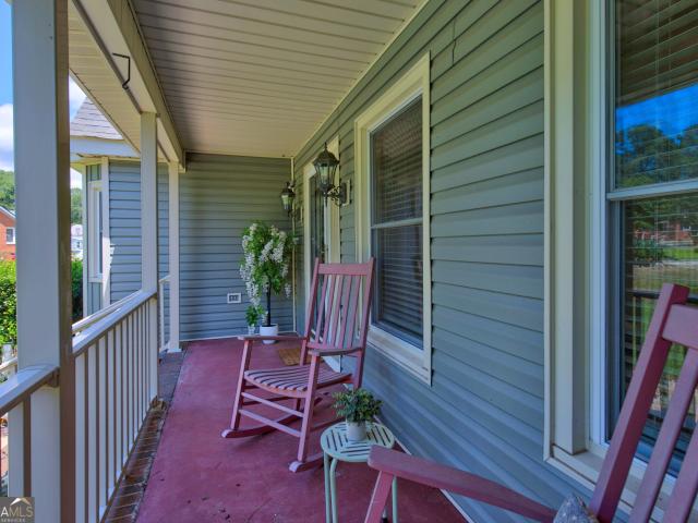 113 Fox Hunt Drive