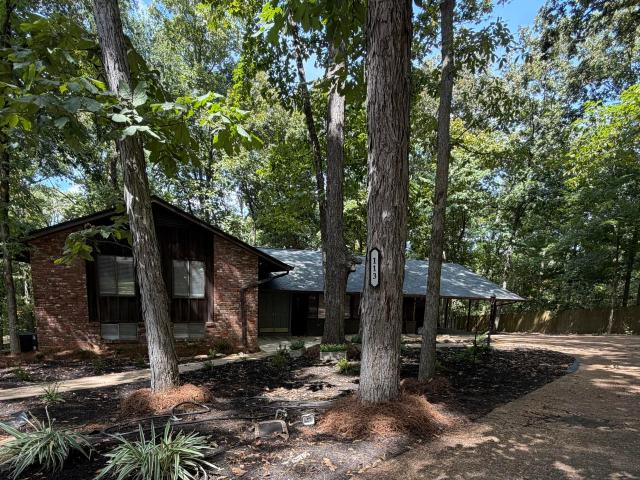 113 Forest Hill