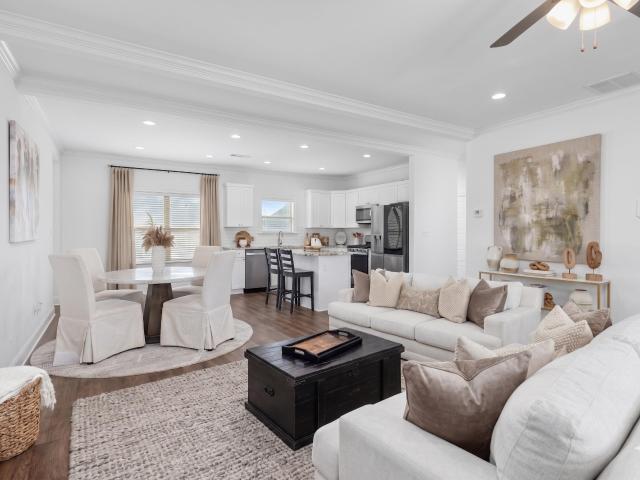 113 forsyth ln