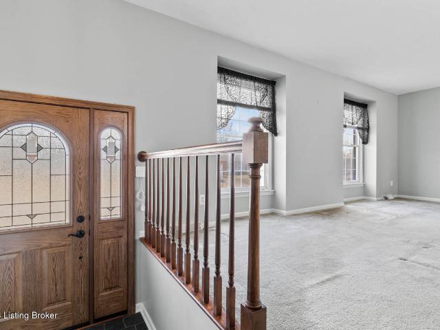 113 Farrington Dr