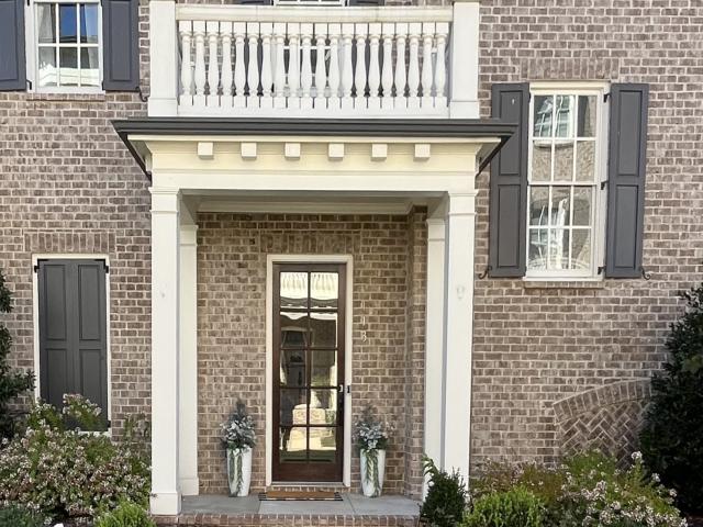 113 Front St