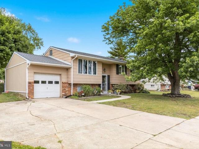 113 Howard Dr, Williamstown, NJ 08094