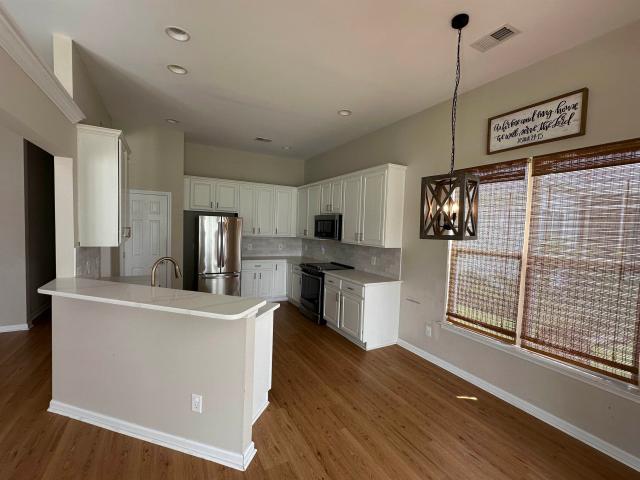 113 Haig Dr
