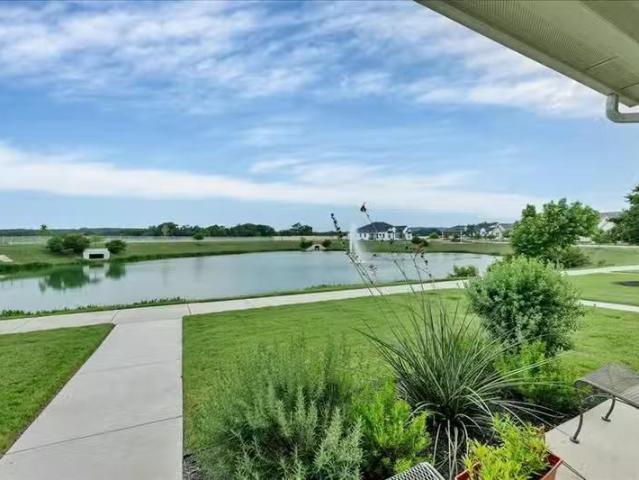 113 Harborside Dr #102, San Marcos, TX 78666