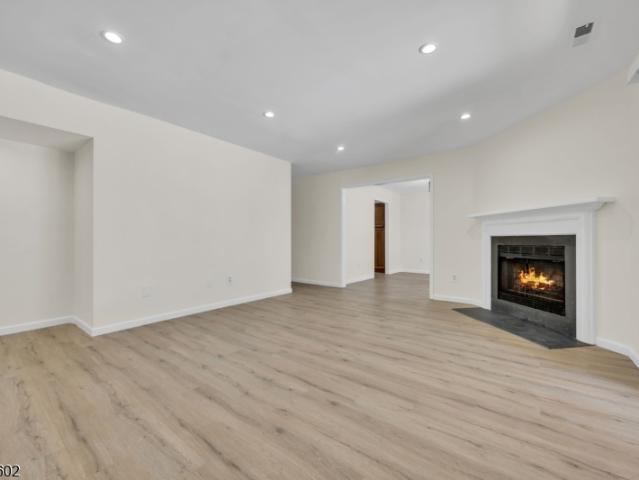 113 Heather Ct