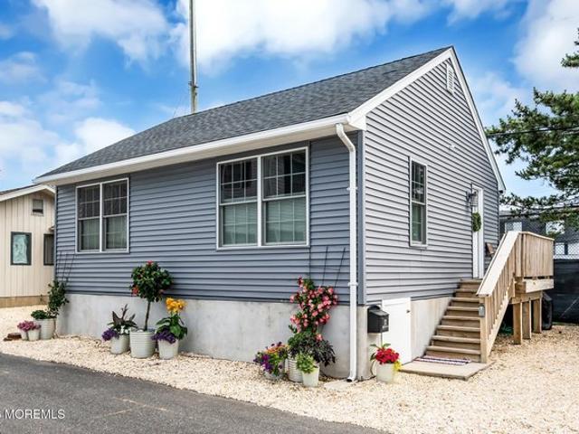 113 Johnson Rd, Lavallette, NJ 08735