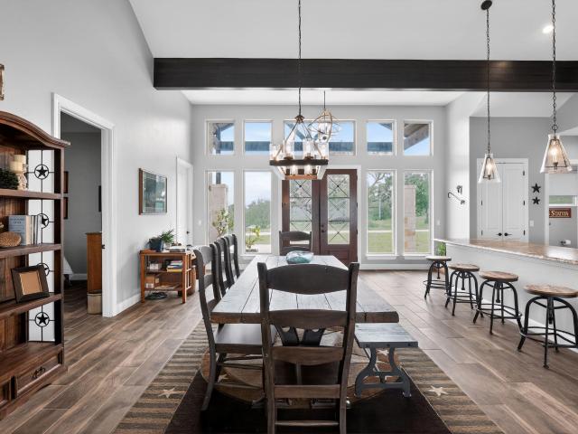 113 Jayhawk Ct