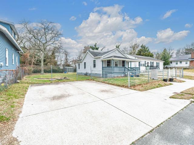 113 Oakland Ave