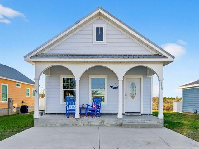 113 Ocean View Dr, Mexico Beach, FL 32456