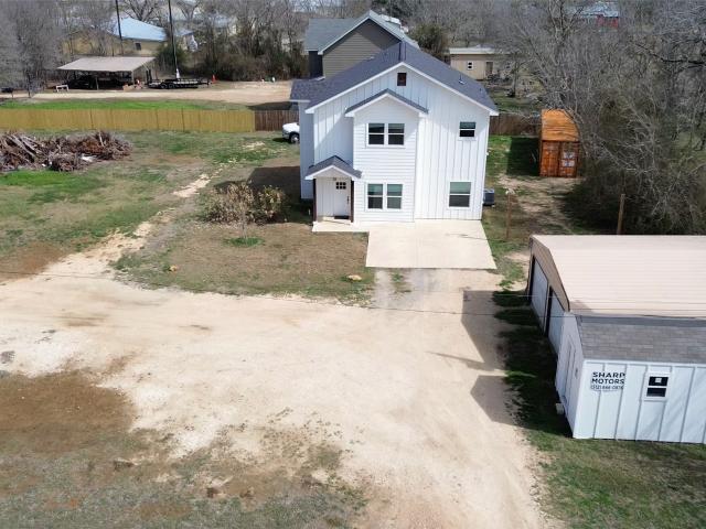 113 Lockhart St, Paige, TX 78659 | MLS #5564 | Compass