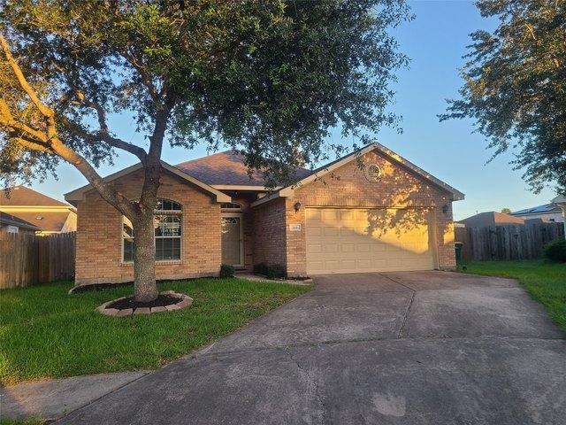 113 Laurel Meadow Ct, La Marque, TX 77568
