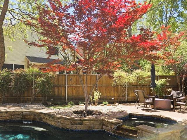 113 Lake Forest Court