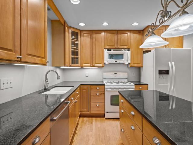 113 Landsbury Drive
