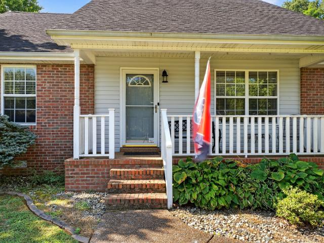 113 Larkspur Ct