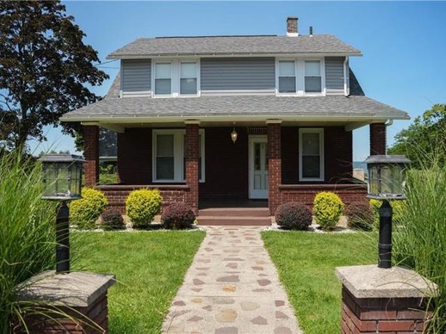 113 Leventry Rd, Johnstown, PA 15904