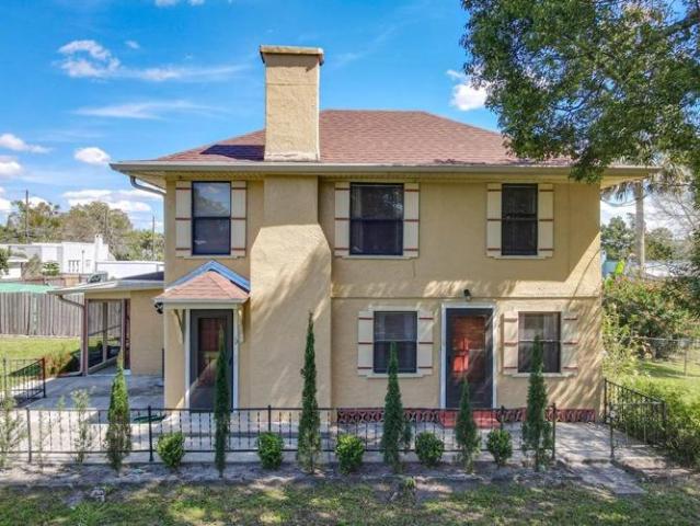 113 Leon Ave, Deland, FL 32720