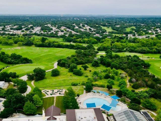 113 Lubbock Dr